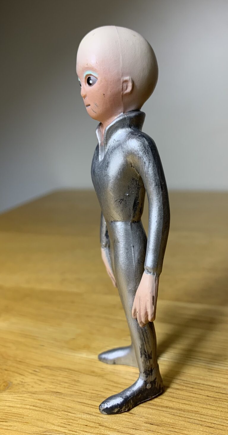 Roswell Alien (Alien Series by Shadowbox Collectibles) – Monster Toy Blog